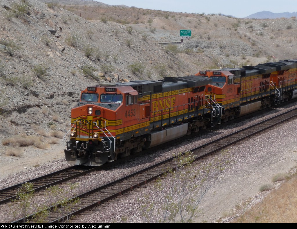 BNSF 4453 East